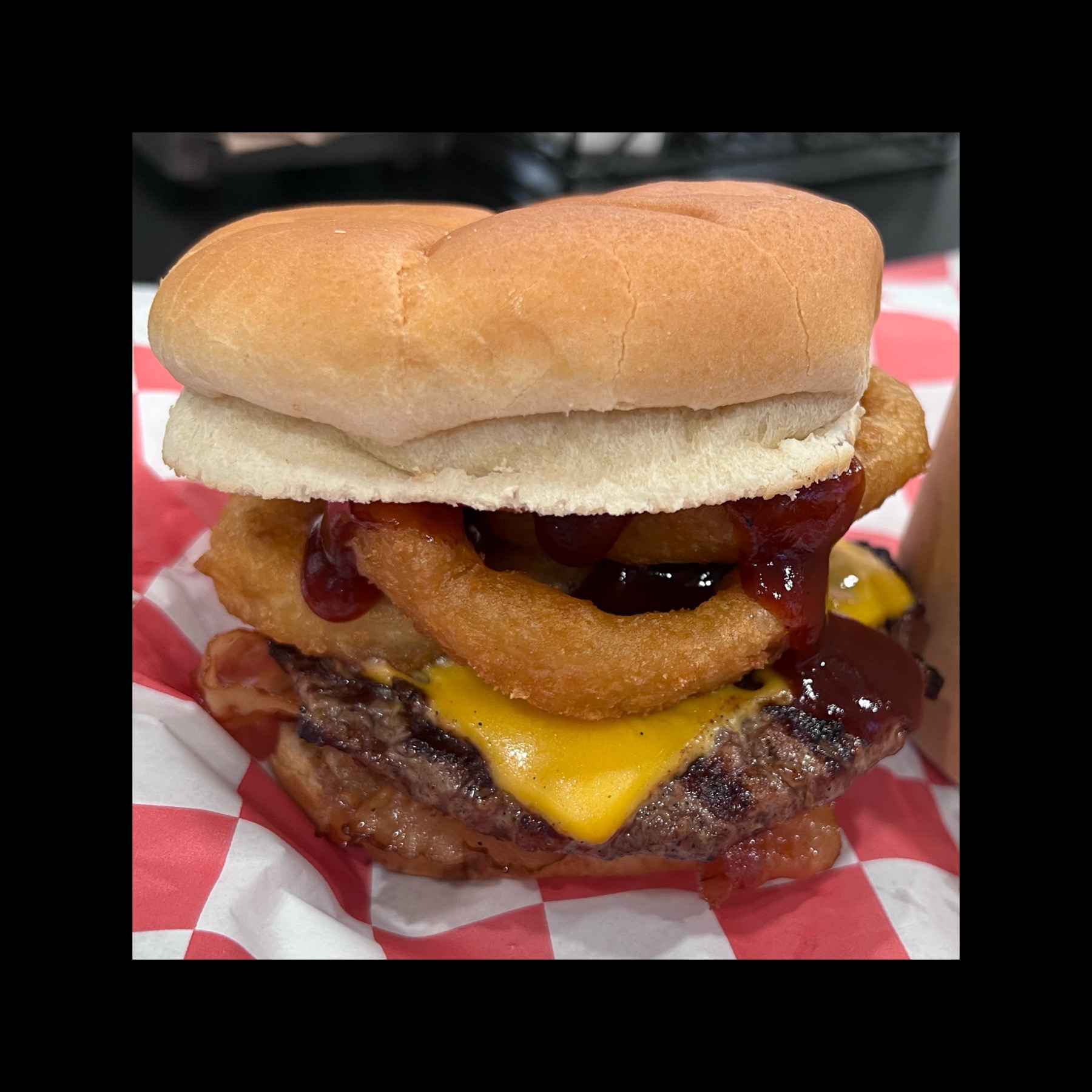 Sullivan's Charbroil | EATS & TREATS